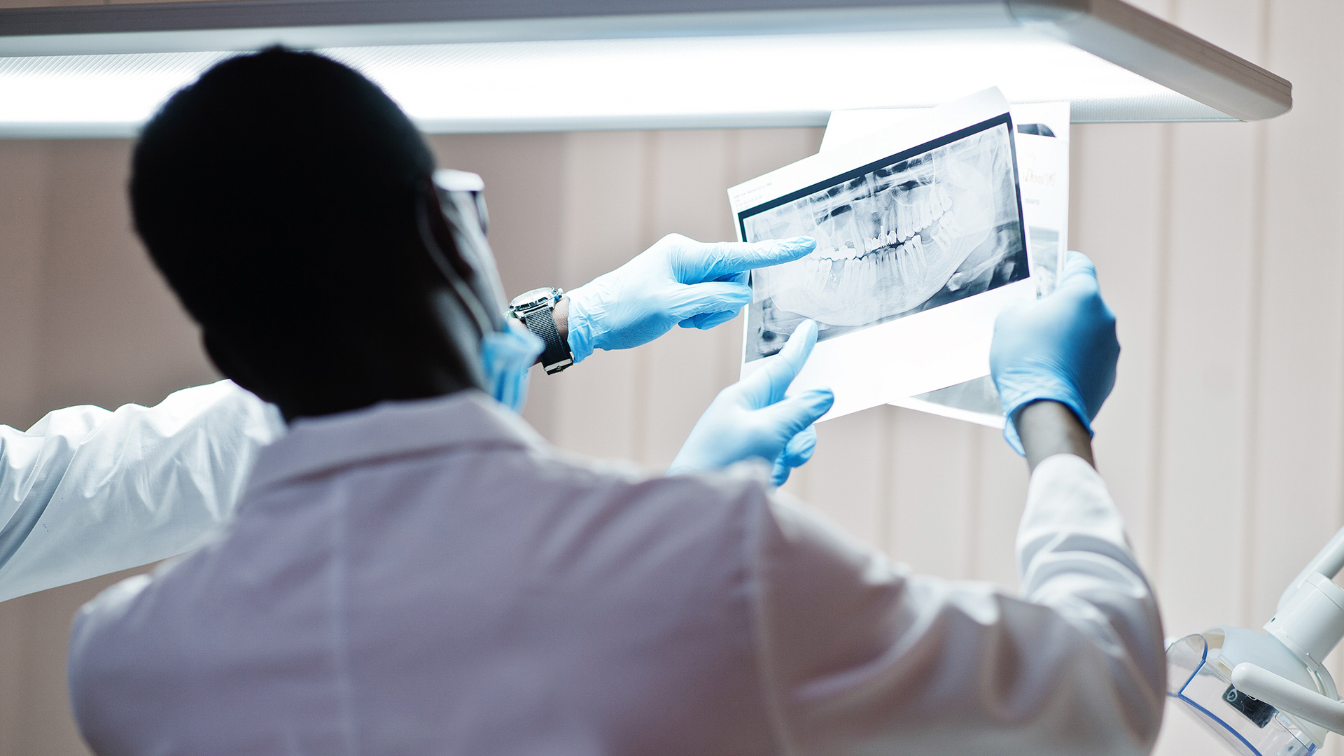 What to Do When You Have A Severe Toothache - Dental Group Of Beverly HIlls